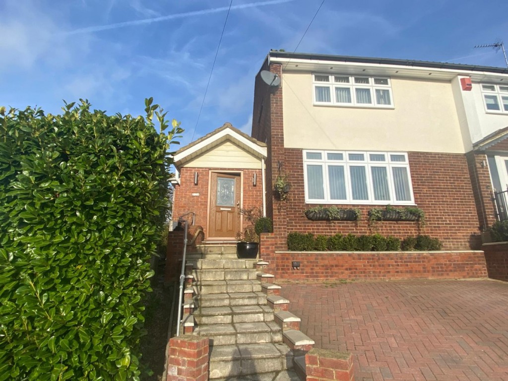 The Knole, Istead Rise, DA13 9DJ, 2 bedroom, Semi-Detached