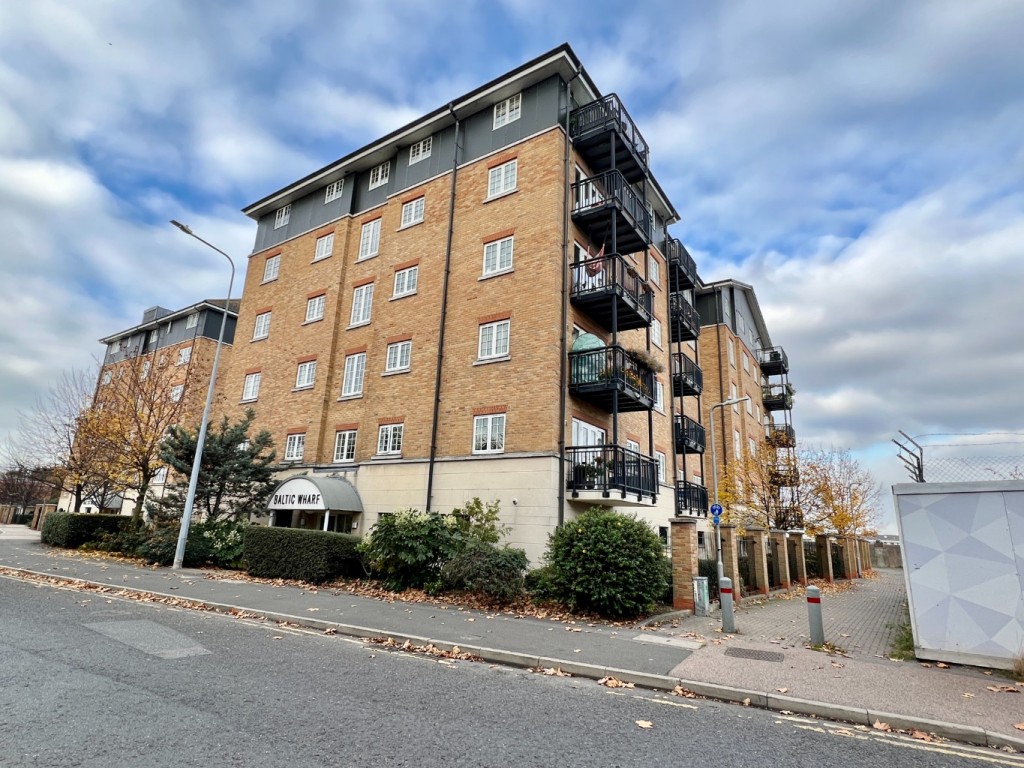 Baltic Wharf, Clifton Marine Parade, Gravesend, Kent, DA11 0DR, 2 ...